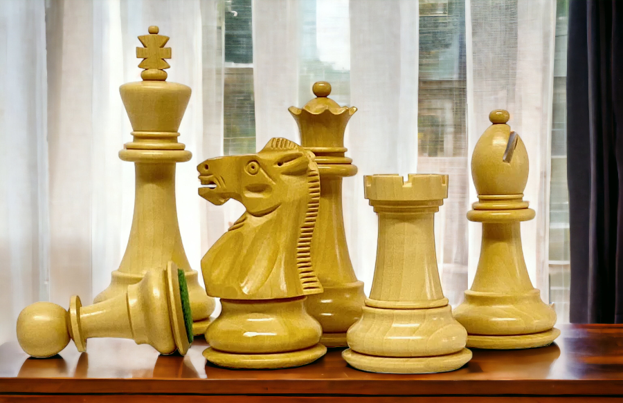 Black Old English Chess Pieces with a Mahogany Box